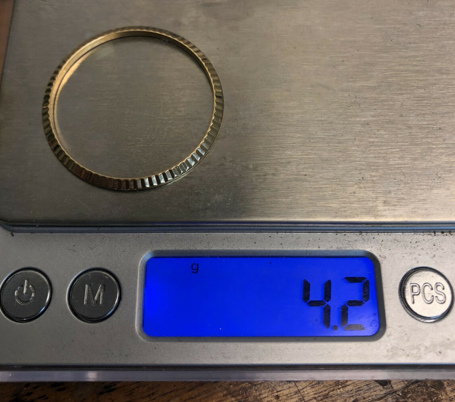 Rolex Mens 14K Solid Yellow Gold Fluted Bezel Only | Timemeter